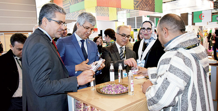 Une trentaine de coopératives vantent le terroir marocain au SIA ...