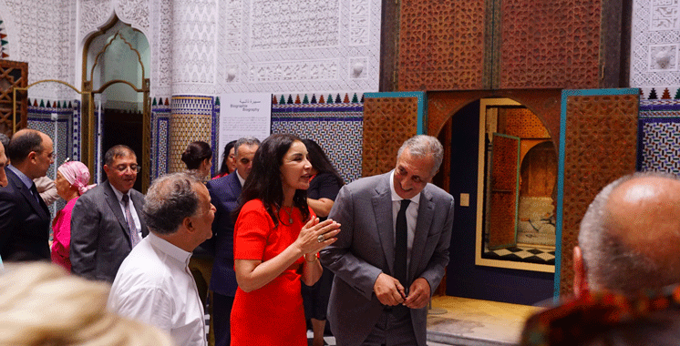 Au Musée des Confluences Dar El Bacha: Lalla Essaydi livre son regard ...