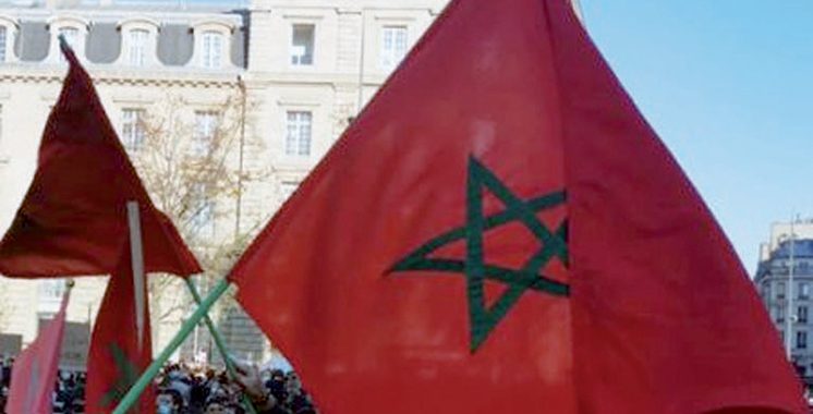 De grandes réceptions ont été organisées à cet effet : La Fête du Trône ...
